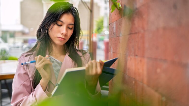 15 Best Side Hustles to Start in 2025 (Low Investment, High ROI) - Side ...